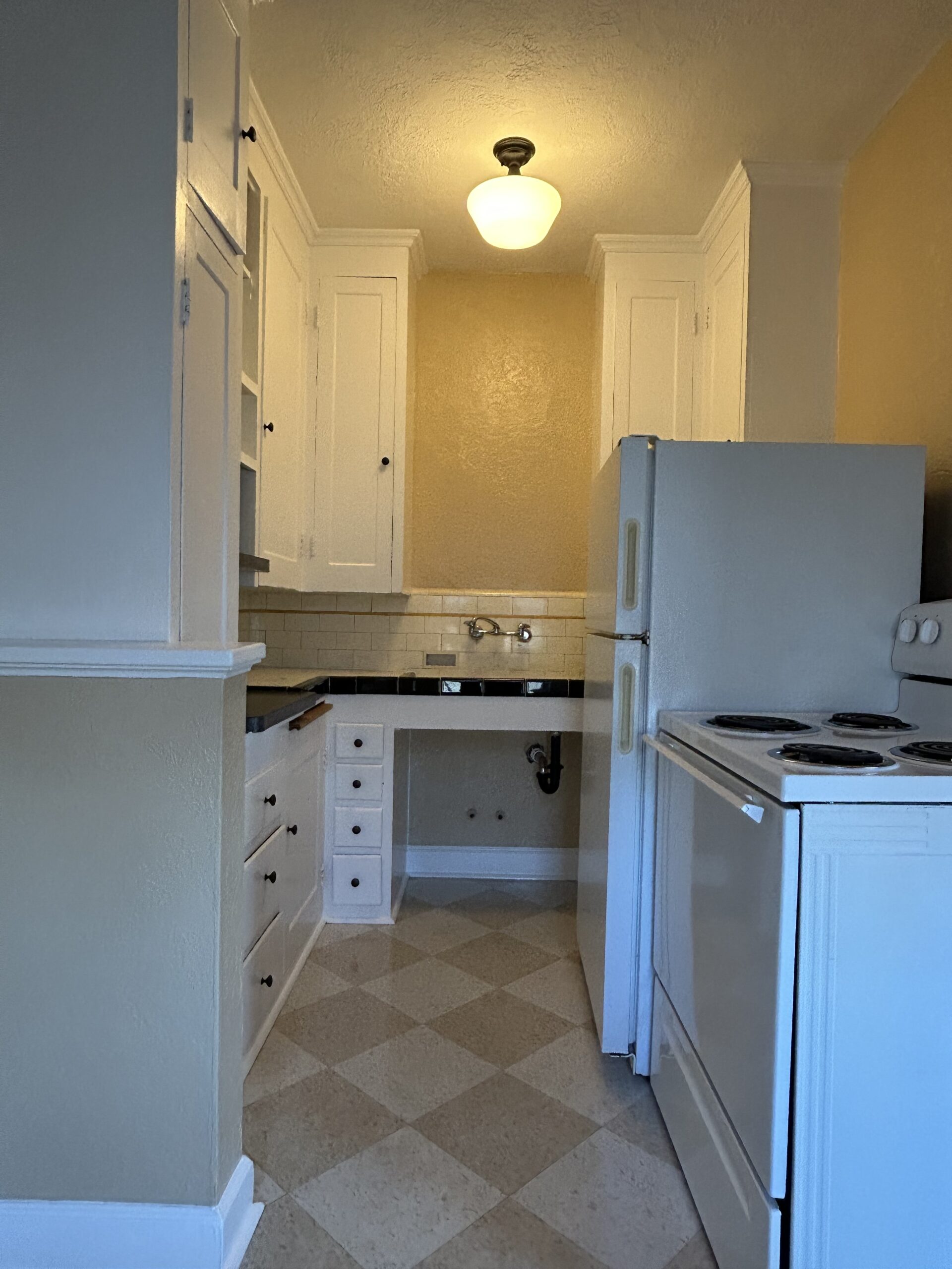 616 NE Fargo - Falcon Art | Creative Studios and Apartments in Portland OR